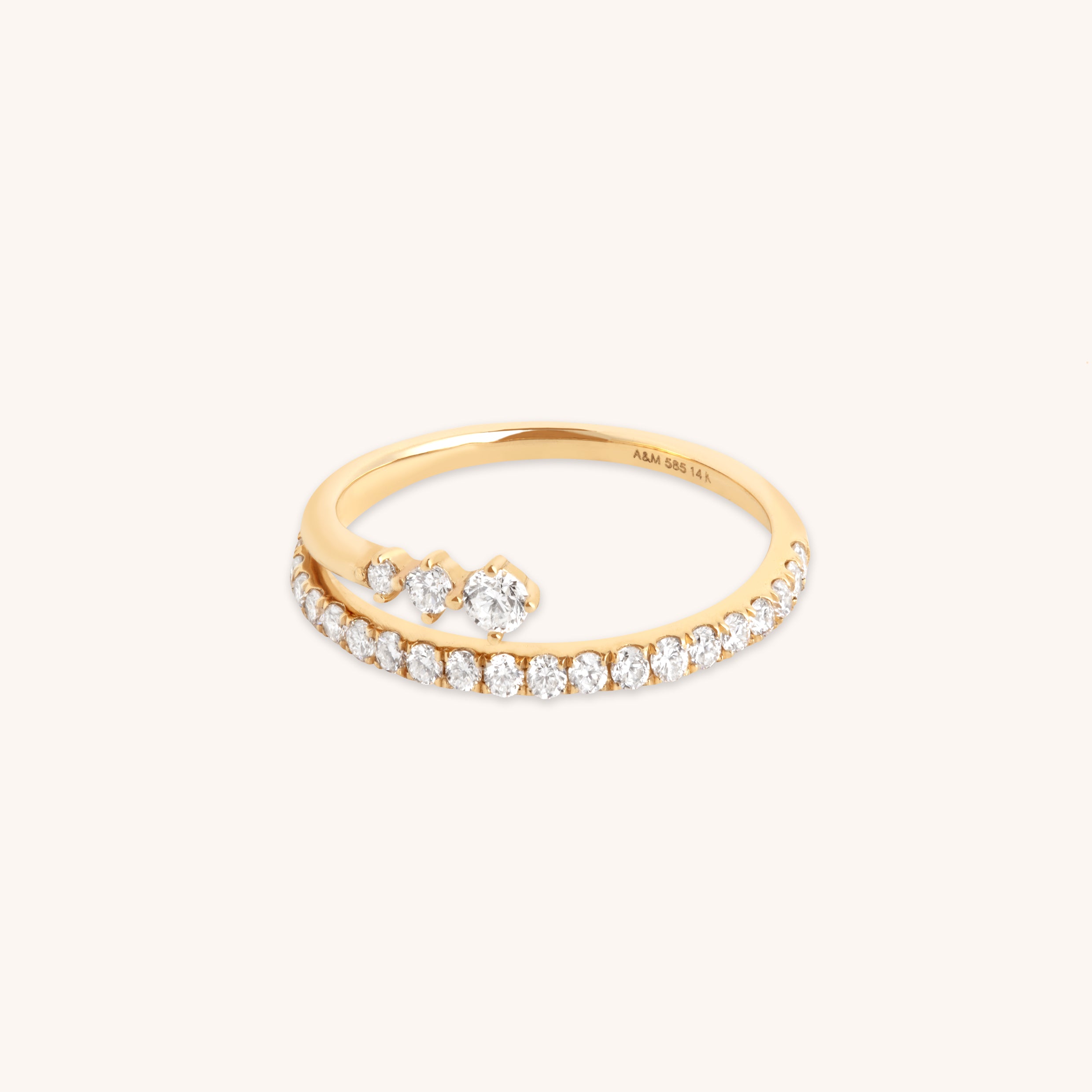 The Illusion Ring in Solid Gold | Milestone Rings | A&M