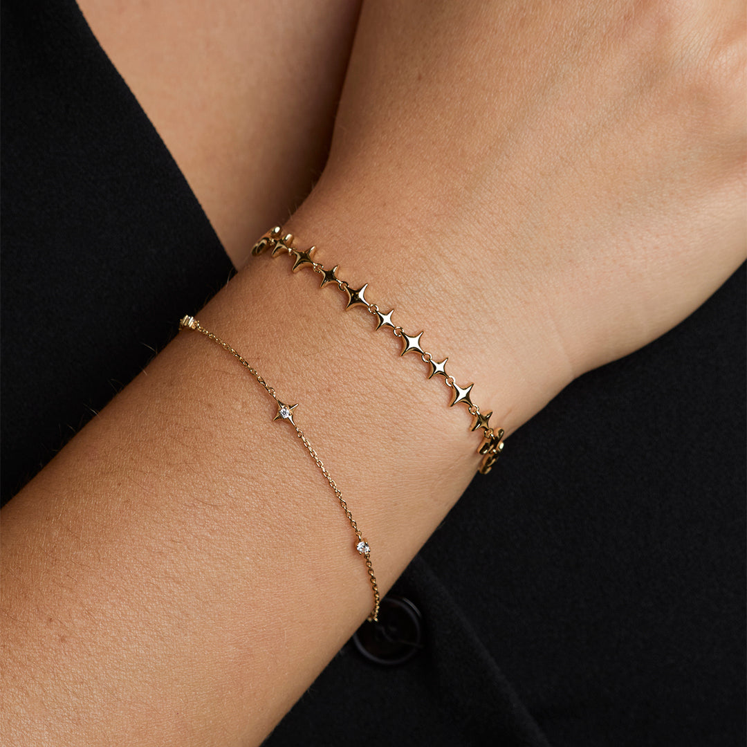 Cosmic Star Chain Bracelet in Gold | Astrid & Miyu