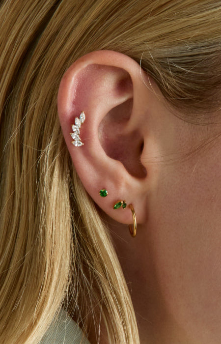 Shell Titanium Gold Piercing Stud | A&M