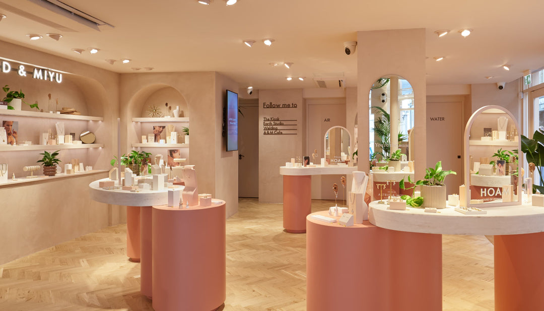 Stores | Astrid & Miyu